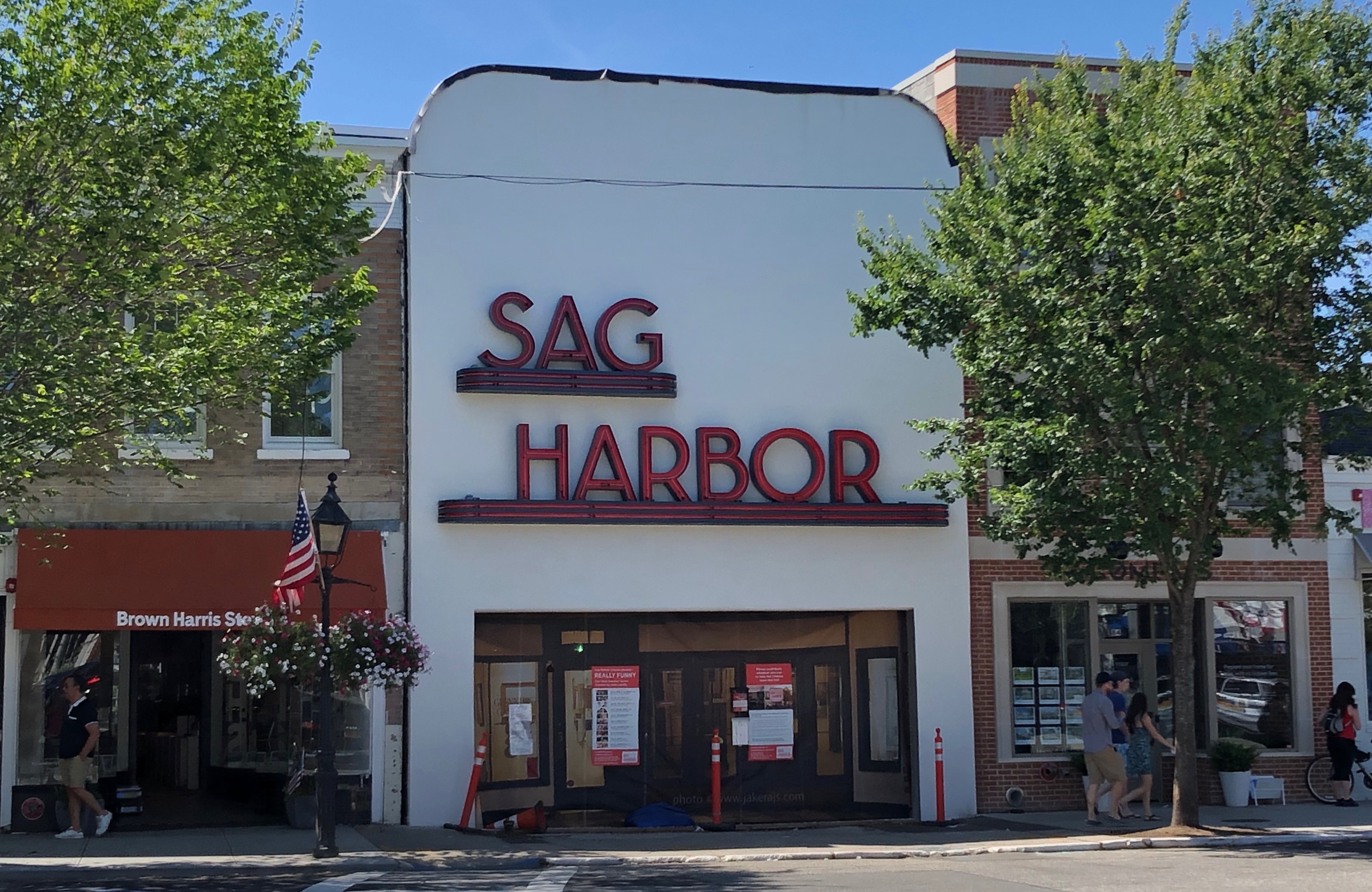 Gardiners Bay: it’s a love/hate thing. – Adventures on the Club